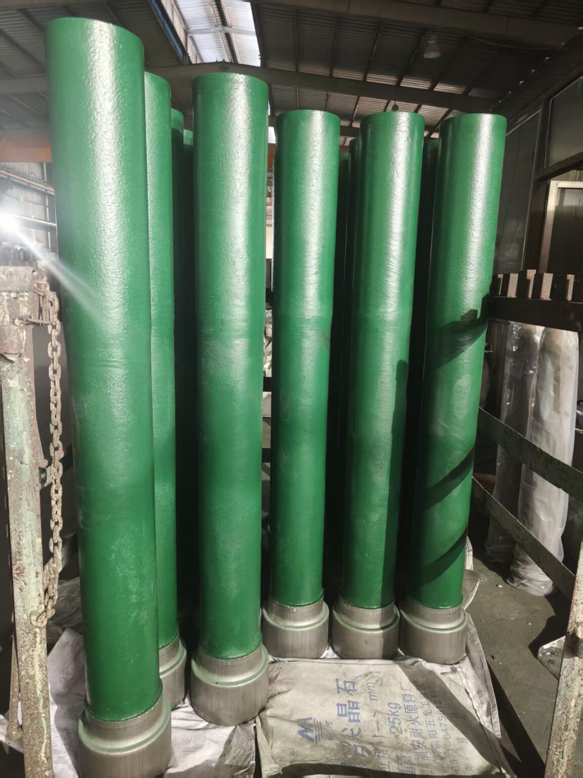 5 Key Factors Behind Ladle Shroud Cracking – HYRE
